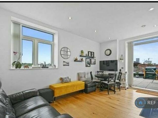 1 bedroom flat for rent in Fraser Road London UB6