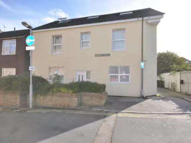 1 bedroom flat for rent in Frederick Street, Sittingbourne, ME10