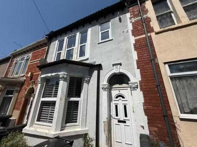 1 bedroom flat for rent in Freemantle Road, Eastville, Bristol.