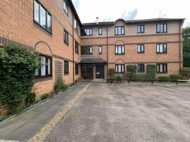 1 bedroom flat for rent in Friday Wood Green, Colchester, CO2