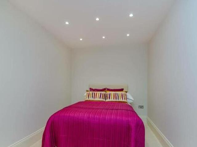 1 Bedroom Flat For Rent In Fulham Broadway, London