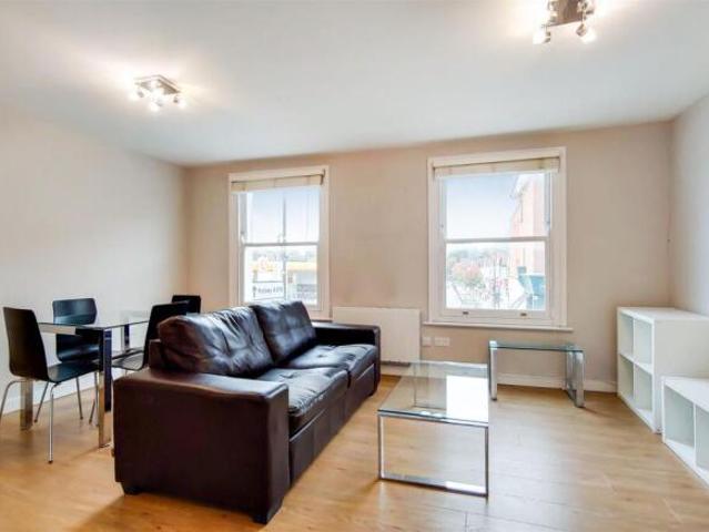 1 bedroom flat for rent in Fulham Palace Road, London, W6
