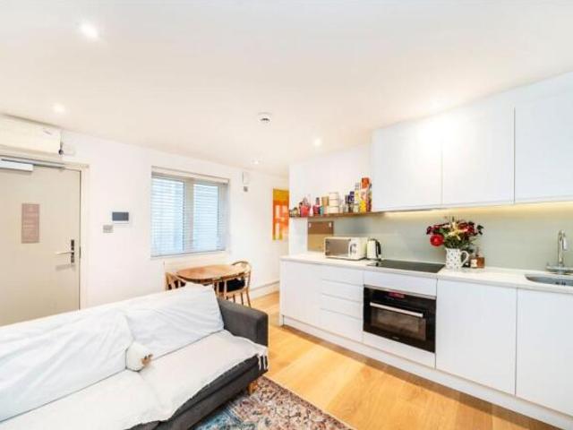 1 bedroom flat for rent in Fulham Road, London, SW6