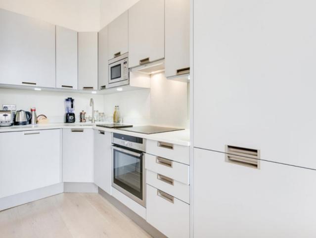 1 bedroom flat for rent in Fulham Road, Parsons Green, SW6