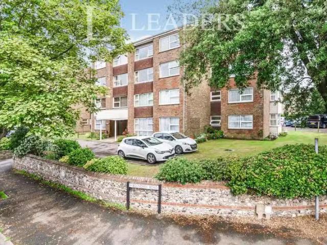 1 bedroom flat for rent in Fulmer Court, Boundary Road, Worthi.