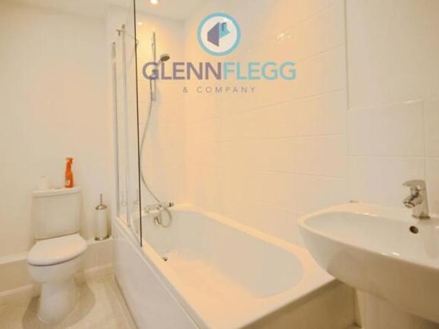 1 bedroom flat for rent in Furnished, West Central, Slough, SL2