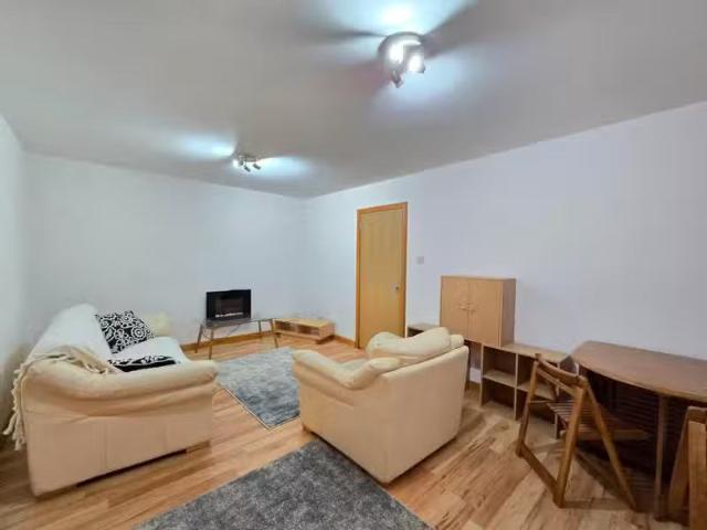 1 bedroom flat for rent in George Street, City Centre, Aberdee.