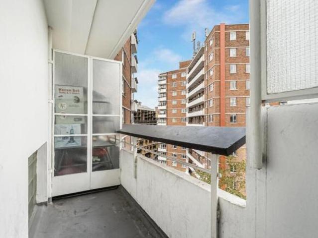 1 bedroom flat for rent in Gee Street, Clerkenwell, EC1V