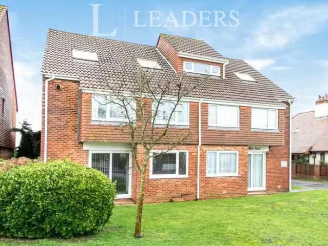 1 bedroom flat for rent in Gillian Court, 2 Somerford Way, Chr.