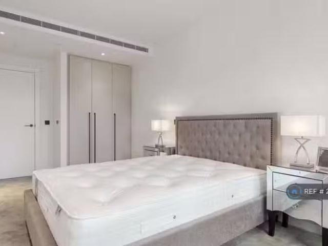 1 bedroom flat for rent in Golden Lane, London, EC1Y