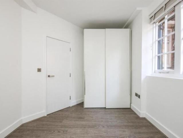 1 bedroom flat for rent in Golders Green Crescent, NW11 8LG, NW11