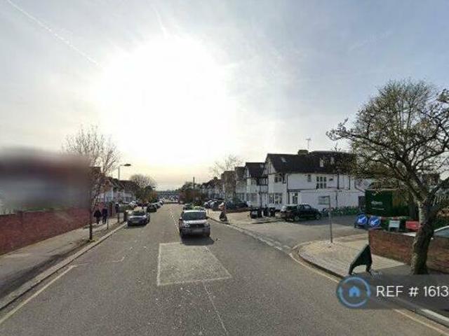 1 bedroom flat for rent in Golders Green London NW11