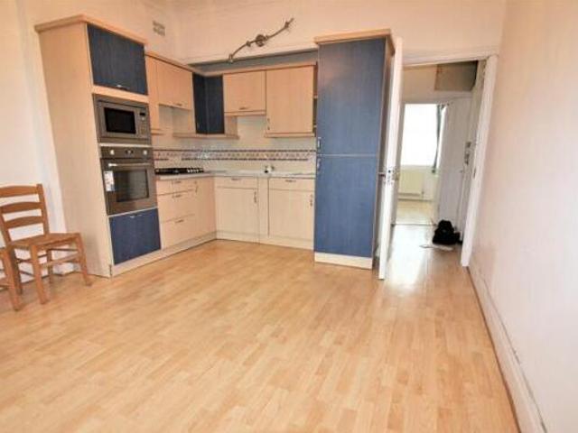 1 Bedroom Flat For Rent In Golders Green Road, Golders Green