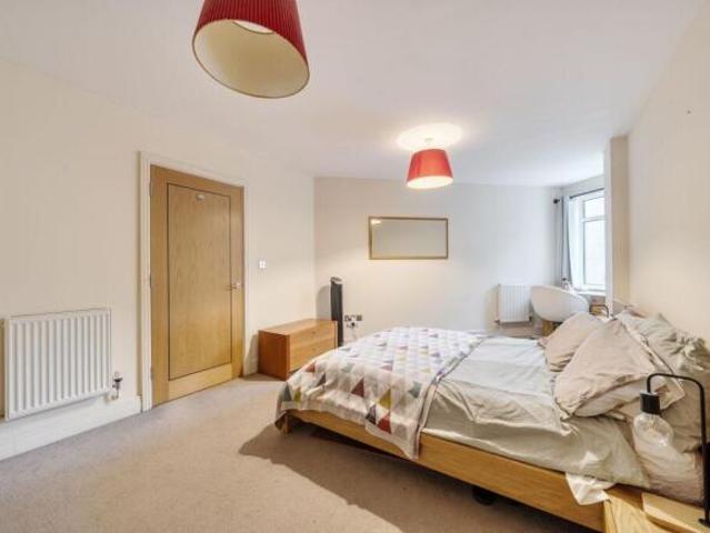 1 bedroom flat for rent in Goswell Road, Clerkenwell, London, EC1V