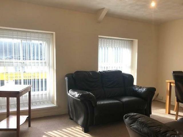 1 Bedroom Flat For Rent In Gowerton
