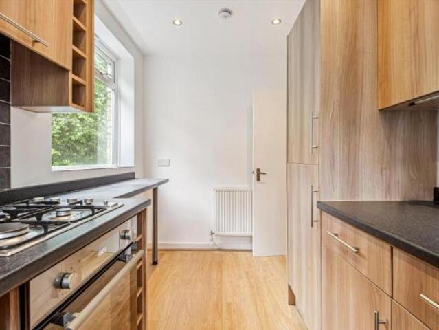 1 bedroom flat for rent in Gloucester Court, Swan Street, Southwark, London, SE1