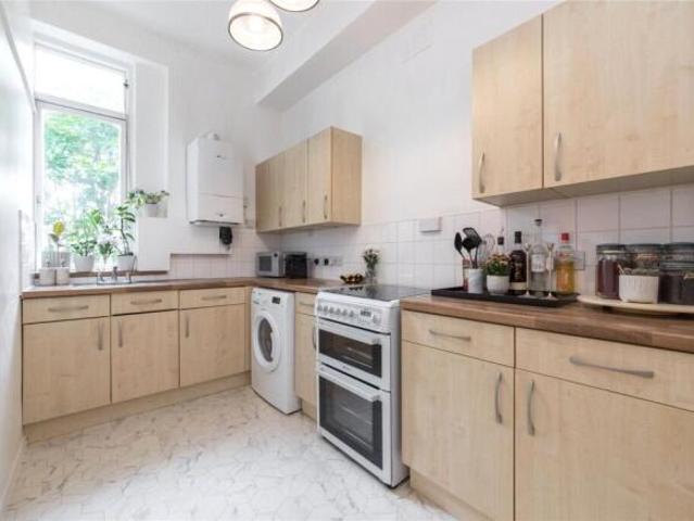 1 bedroom flat for rent in Gloucester Gardens, Bayswater, W2