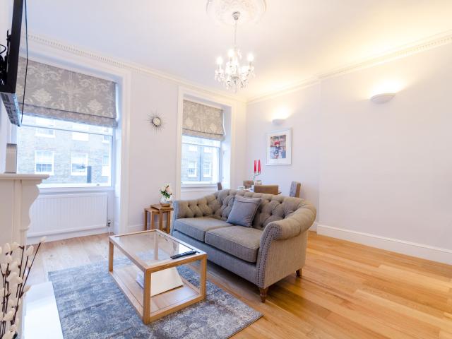 1 Bedroom Flat for Rent in Gloucester Place | Foxtons