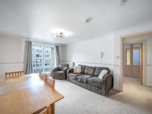 1 bedroom flat for rent in Globe View, 10 High Timber Street, London, EC4V