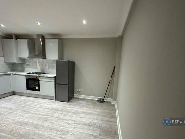 1 bedroom flat for rent in Ground Floor 329 Long Lane Hillingdon Uxbridge UB10