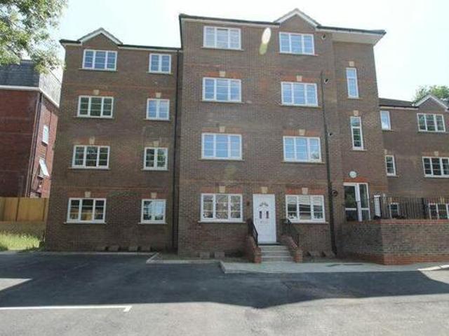 1 Bedroom Flat For Rent In Grove Road