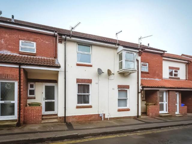 1 bedroom flat for rent in Grovehill, Hessle, East Yorkshire, HU13