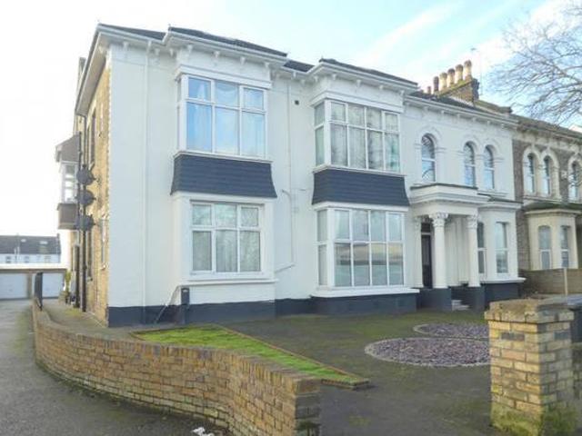 1 bedroom flat for rent in Gravesend DA11