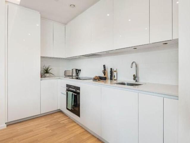 1 bedroom flat for rent in Gravity Co Reading Town Centre, 59 Queens Road, Reading, Berkshire, RG1