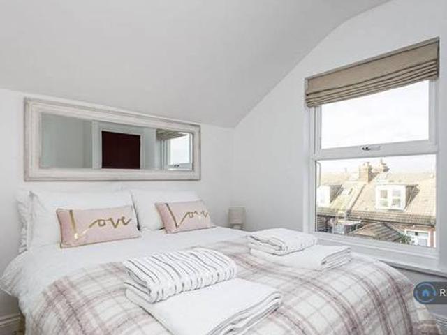 1 bedroom flat for rent in Granada Road Southsea PO4