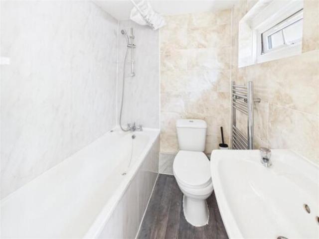1 bedroom flat for rent in Grange Road, London, E13