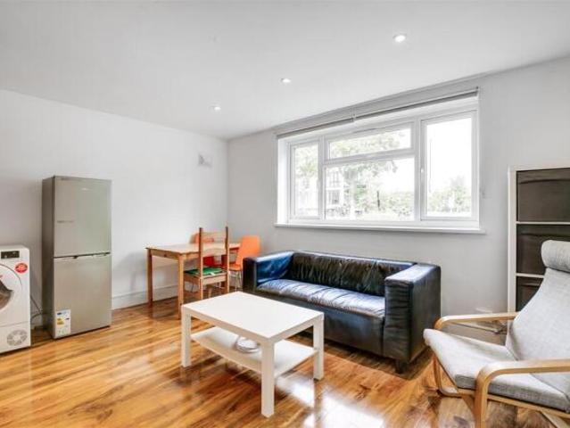 1 bedroom flat for rent in Grandfield Court, Park Road, London, W4
