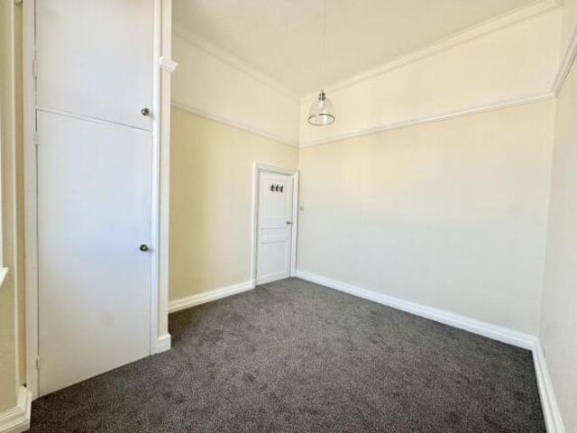 1 bedroom flat for rent in Granville House, Victoria Parade, Ramsgate, Kent, CT11