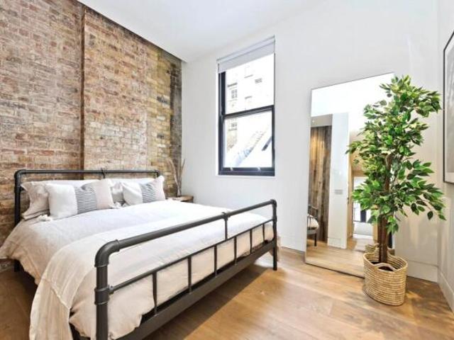 1 bedroom flat for rent in Great Titchfield Street, London, W1W