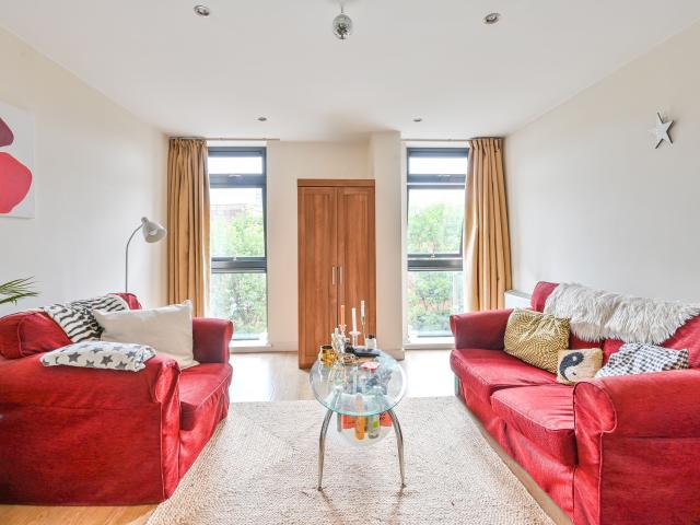 1 Bedroom Flat for Rent in Greatorex Street | Foxtons