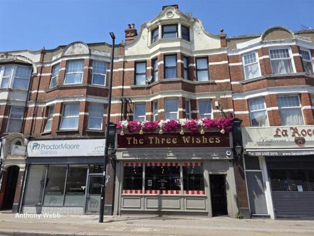 1 bedroom flat for rent in Green Lanes, Winchmore Hill, London N21
