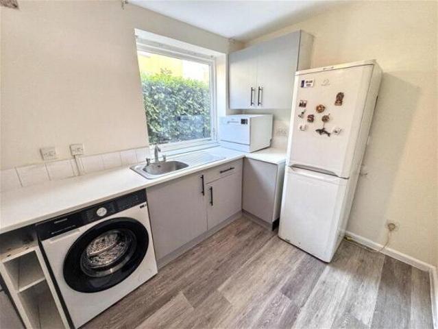 1 bedroom flat for rent in Grimsby Grove, North Woolwich, E16