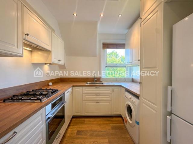 1 bedroom flat for rent in Gunnersbury Avenue, Ealing, W5