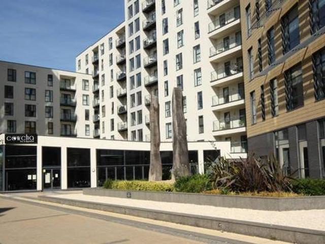 1 bedroom flat for rent in Guildford Road Woking GU22