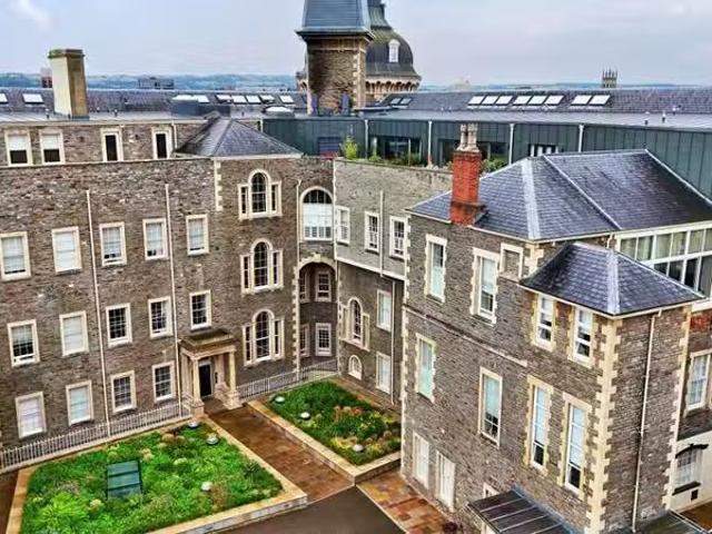 1 bedroom flat for rent in Guinea Street Bristol BS1