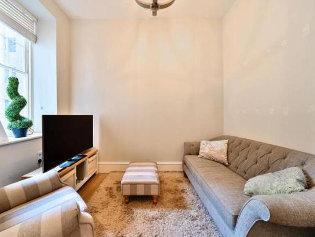 1 bedroom flat for rent in Guinea Street Bristol BS1