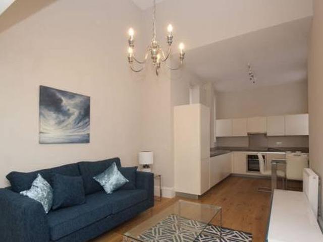 1 bedroom flat for rent in Guinea Street The General BS1