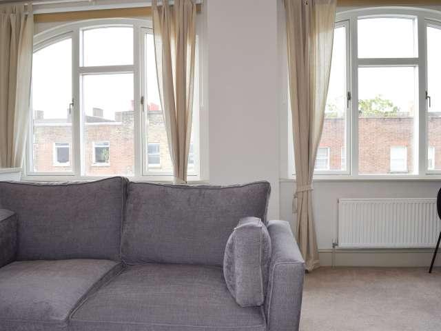 1 bedroom flat for rent in Hammersmith Broadway, London