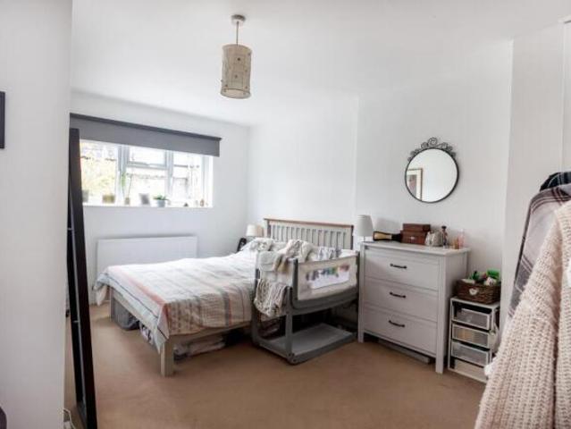 1 bedroom flat for rent in Hammersmith Grove, London, W6