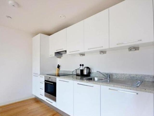 1 Bedroom Flat For Rent In Hammersmith, London