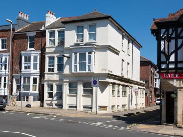 1 bedroom flat for rent in Hampshire Terrace, Portsmouth, PO1