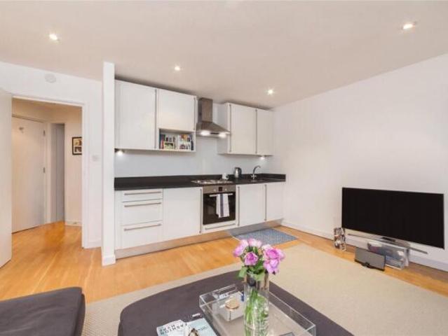 1 bedroom flat for rent in Hampstead High Street, Hampstead, NW3