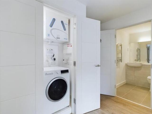 1 bedroom flat for rent in Hampton Place, Ashford, TN23