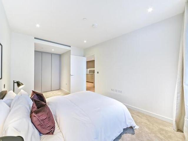 1 bedroom flat for rent in Hampton Tower, South Quay Plaza, London, E14