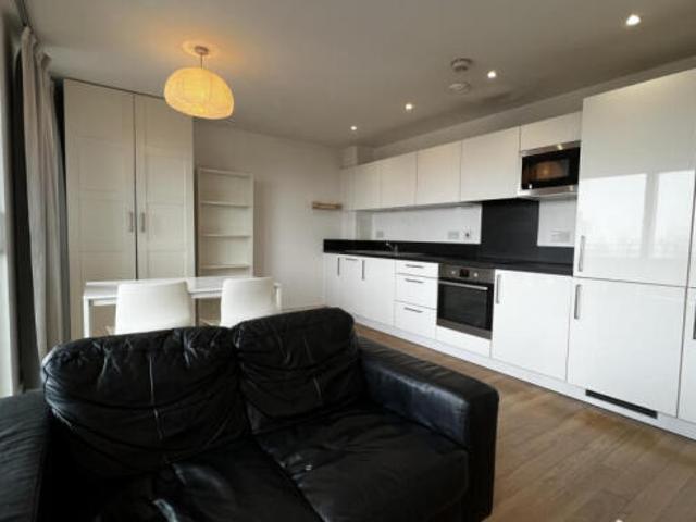 1 bedroom flat for rent in Hannaford Walk, Tower Hamlets, E3 3SU, E3