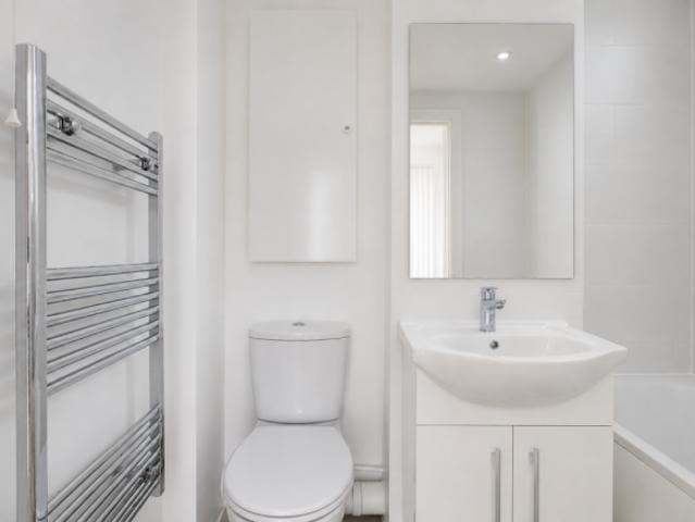 1 bedroom flat for rent in Hanson Court, Gandhi Close, Walthamstow, Waltham Forest, E17